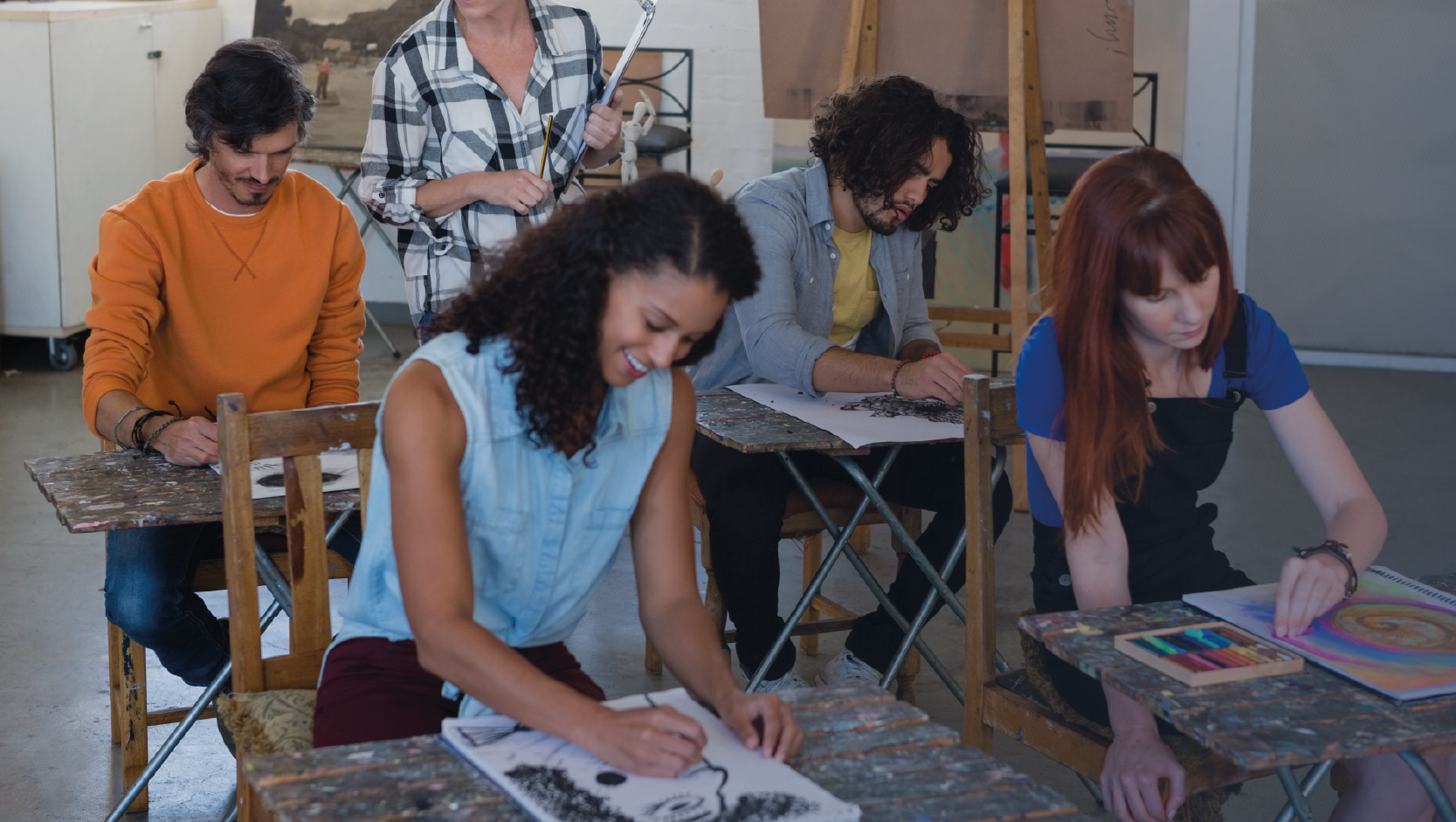 ¿Qué actividades extracurriculares puedo realizar en la universidad?